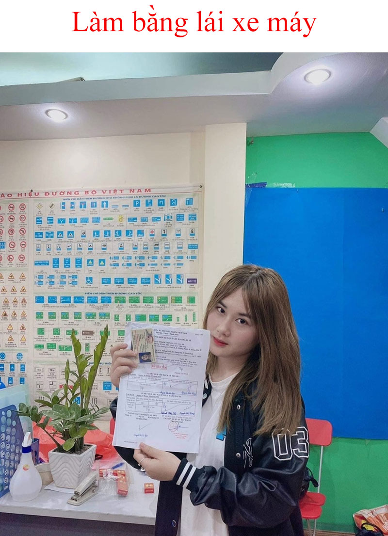 Làm bằng lái xe máy A1, A2 và A3 uy tín và giá rẻ tại Hà Nội